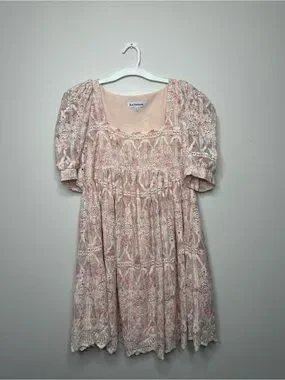 En Saison | Dresses | En Saison Kiera Pink Mini Dress Embroidered Puff ...
